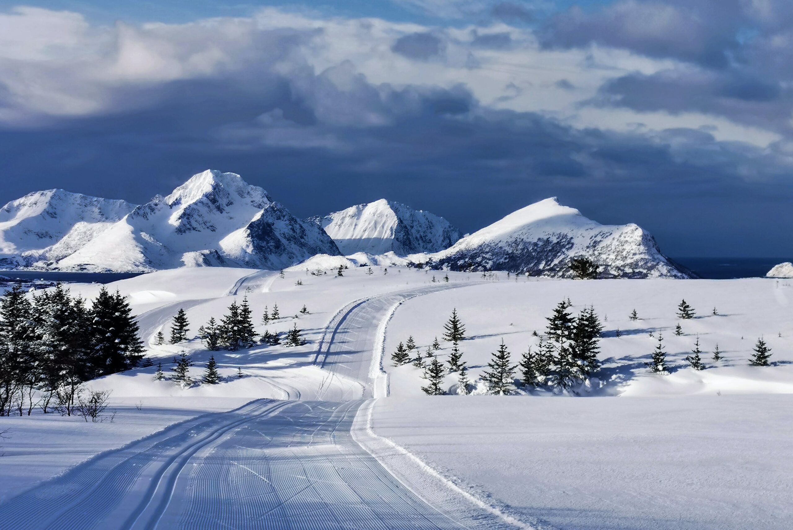 Embrace the Chill: Iconic Winter Travel Destinations - GoTo ...